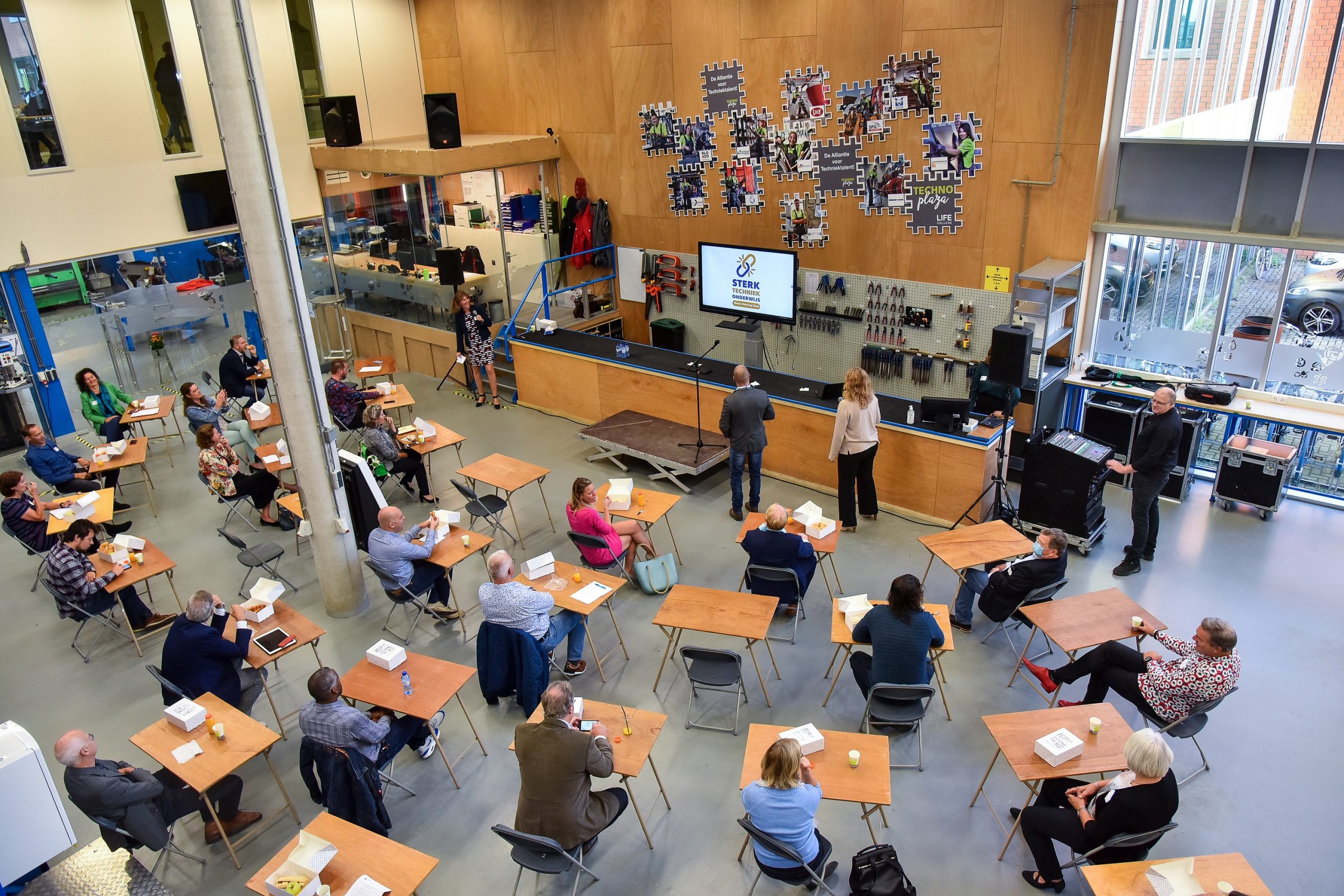 Onderwijs en bedrijfsleven: sterk voor techniekonderwijs - Lentiz ...